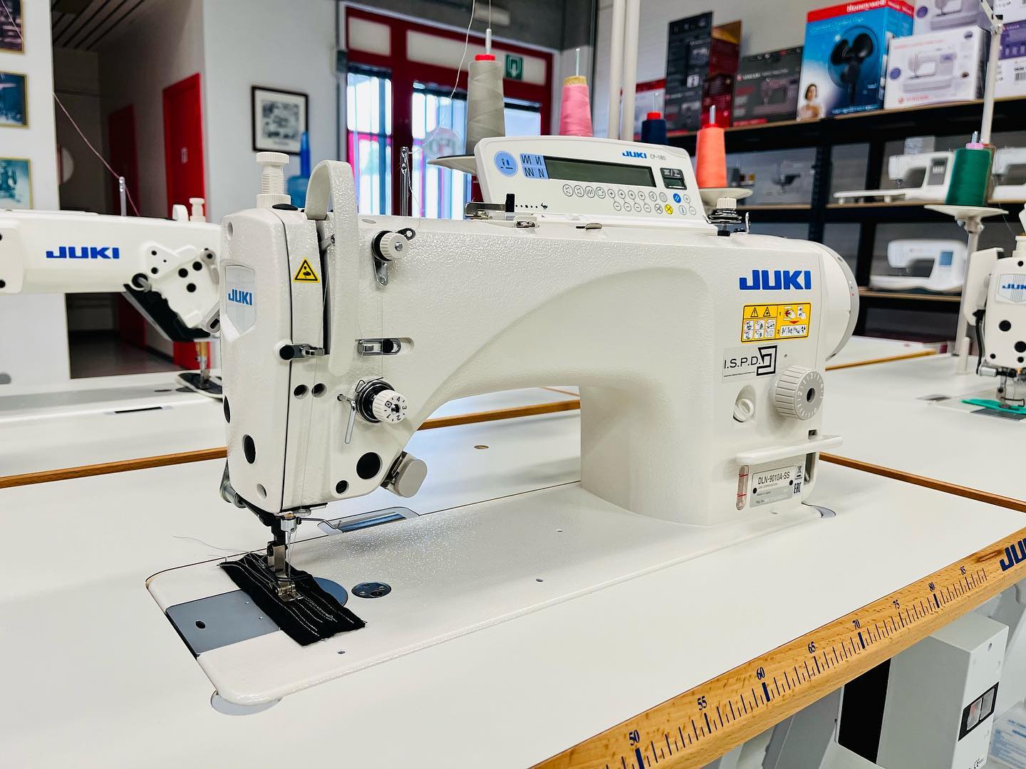 JUKI DLN-9010A - Ideaal voor het confectioneren van gordijnen- Ispd